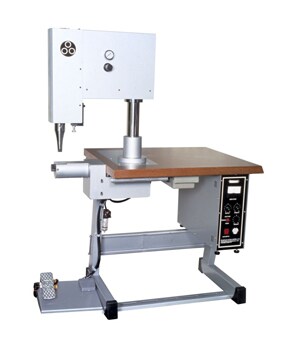 Ultrasonic Surgical Gown Sewing Machine | Taiwantrade