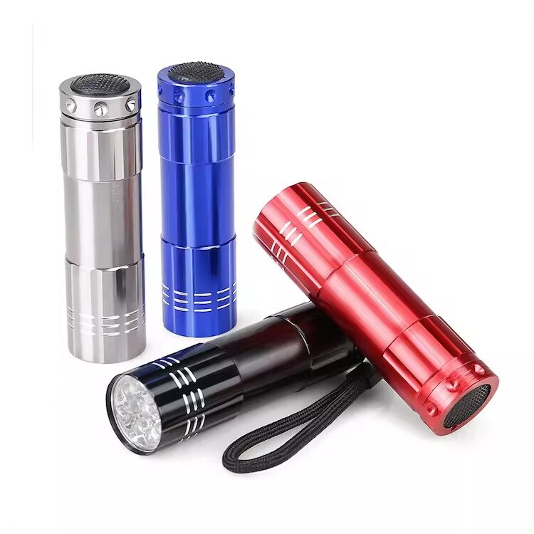 9 LED ALUMINUM FLASHLIGHT | Taiwantrade