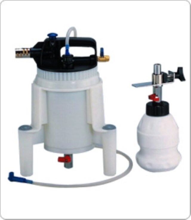 Manual & Pneumatic Fluid Extractor | Taiwantrade