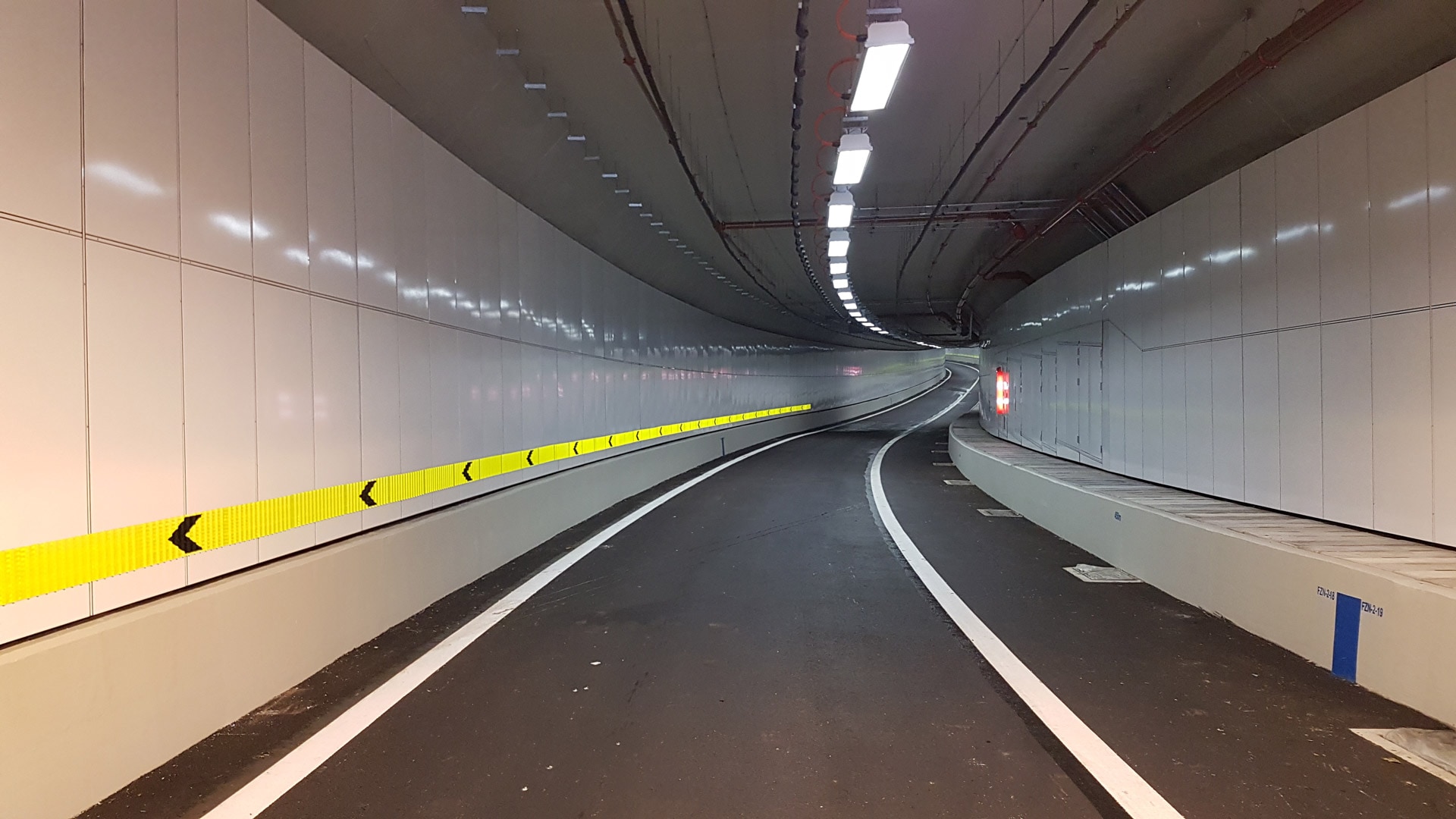 Choose a porcelain enamel panel manufacturer for easy maintenance ...