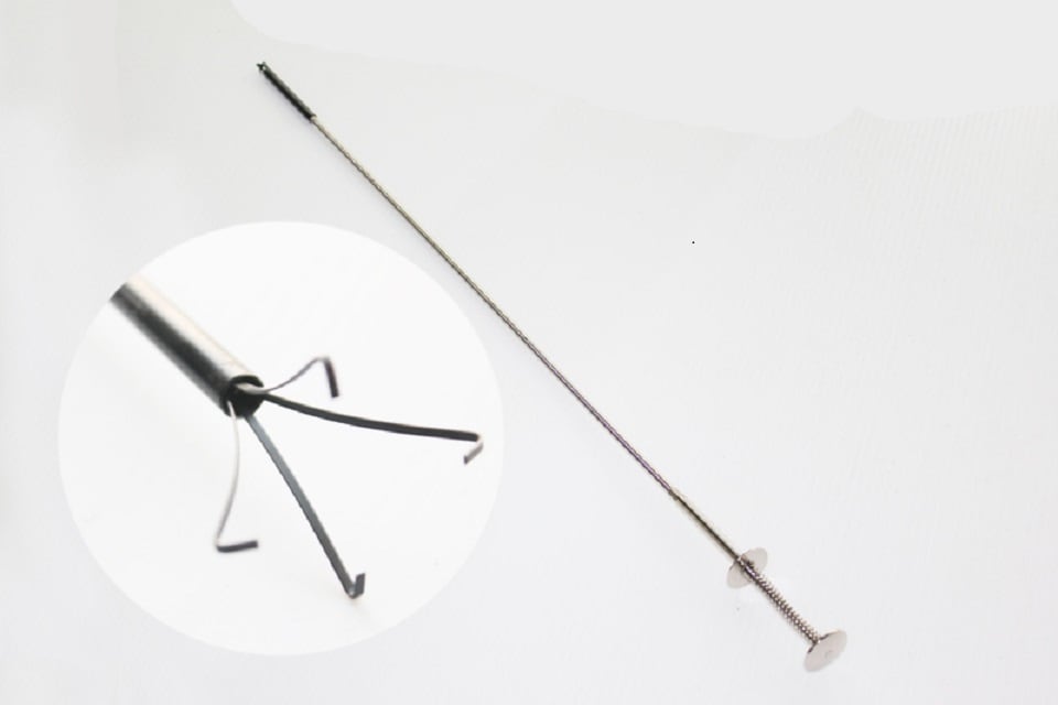 23.6" Flexible 4-Claw Pick-Up Tool | Taiwantrade