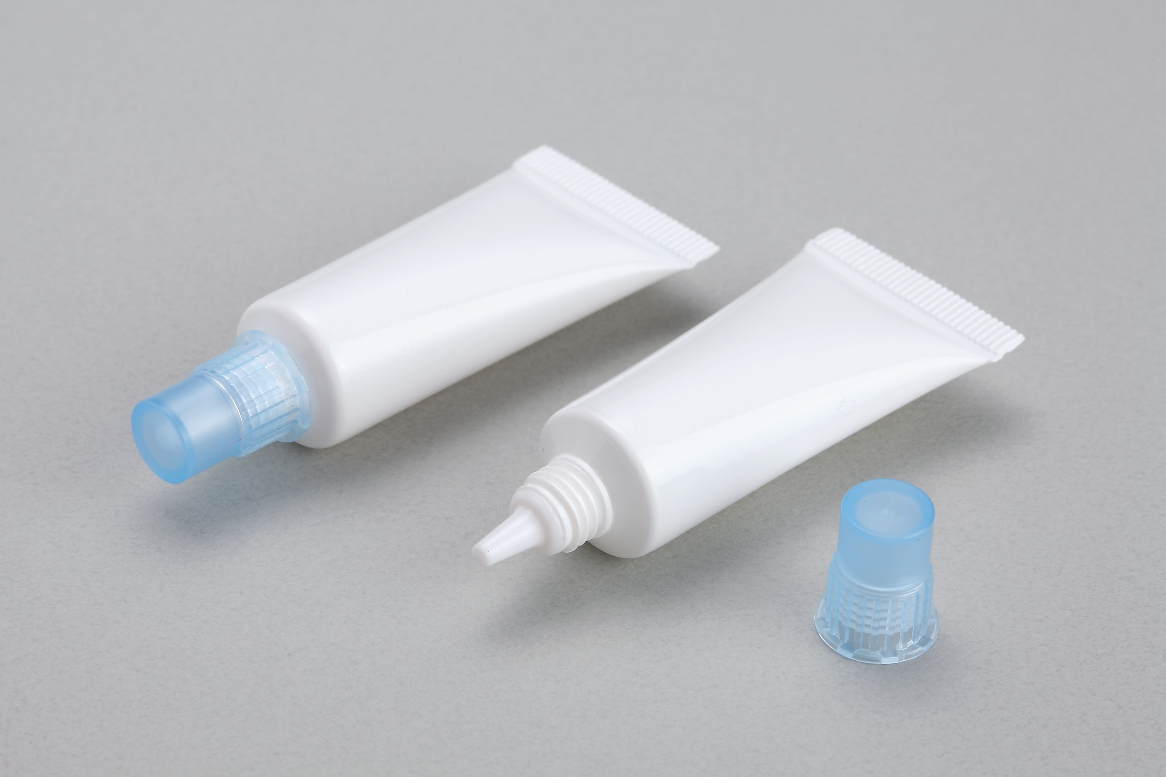 Flexible empty soft PE cosmetic tube with screw cap for small capacity ...