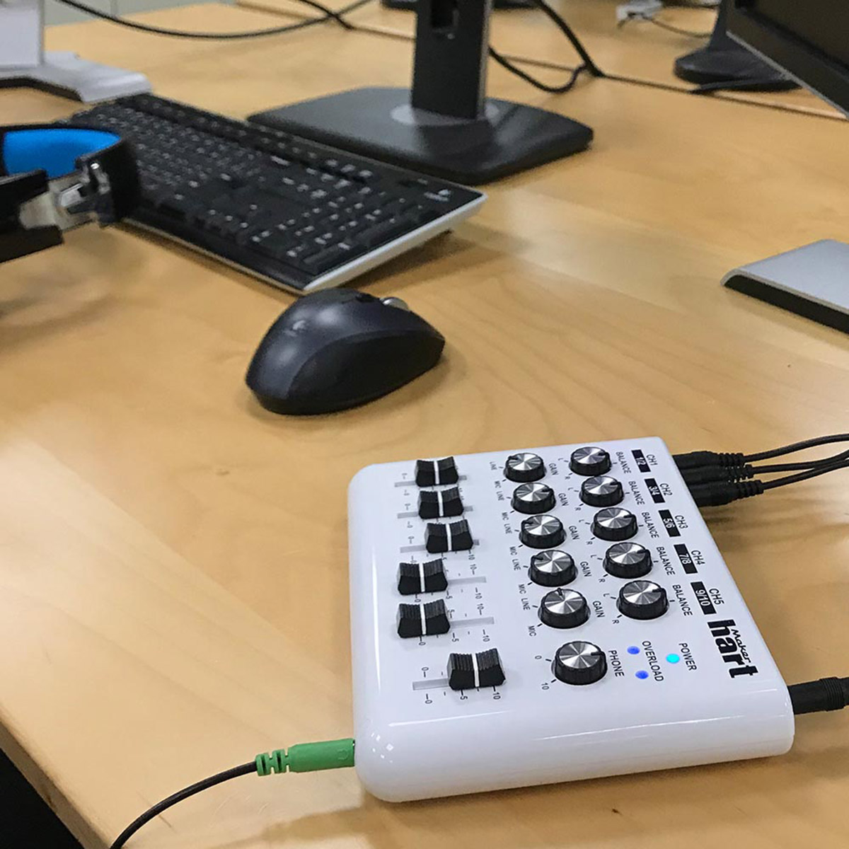 Maker hart Loop Mixer Full Package with Loop Bus 3.5mm Audio mixer 120V ...