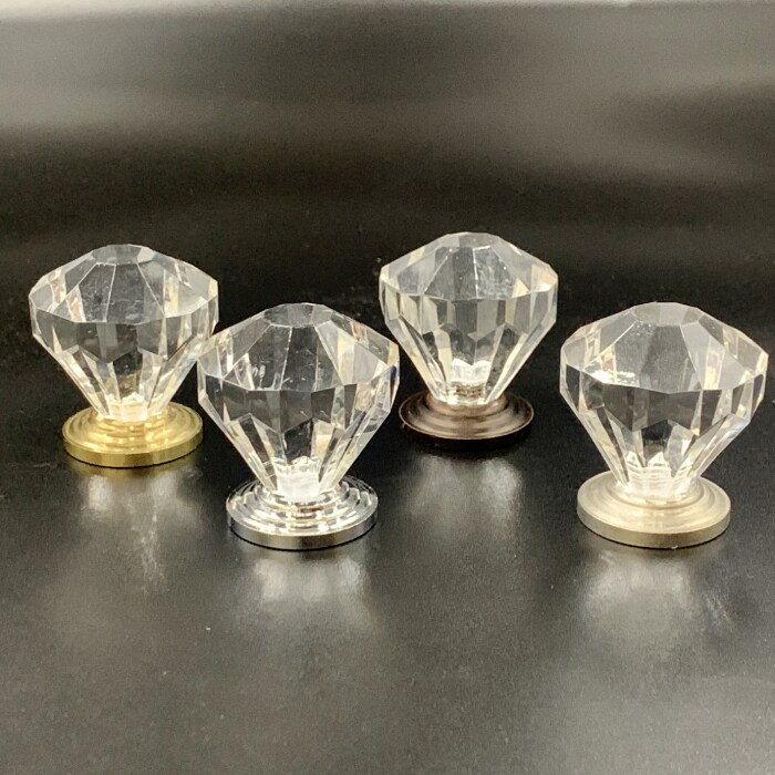 1-1/4'' Acrylic Knob Brass Base, Chrome | Taiwantrade.com