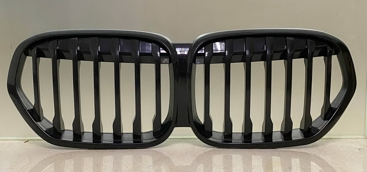 X-1 F48,F49 LCI 19 ON MAT BLACK OE SPORT | Taiwantrade