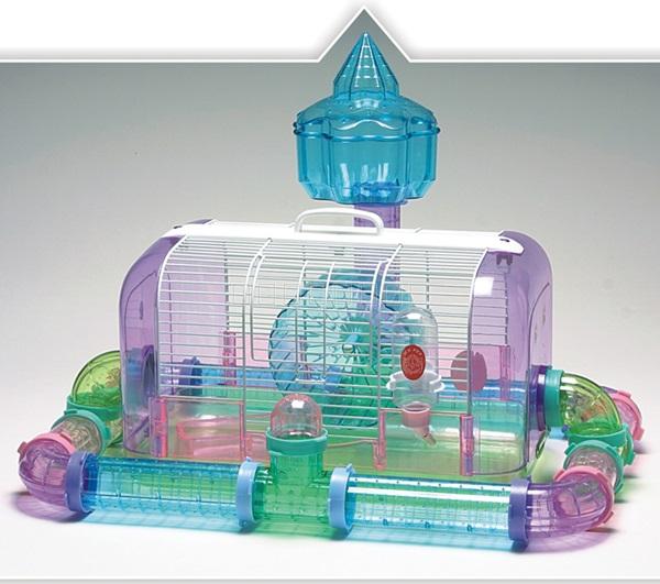 ACEPET 720-C Hamster Castle with a Moat and a Control Tower ...