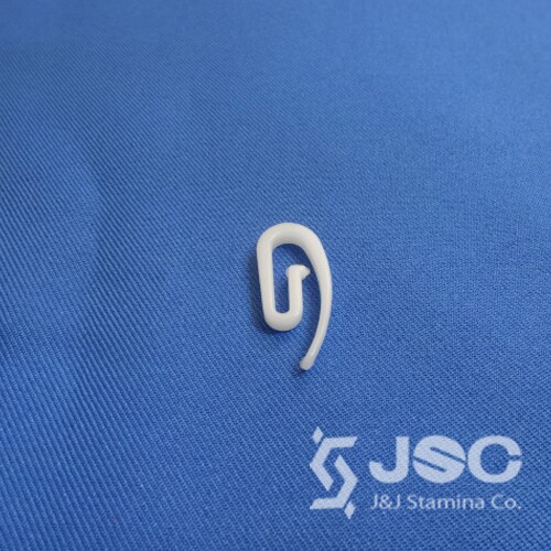 Plastic hook- Snap curtain track accessories | Taiwantrade