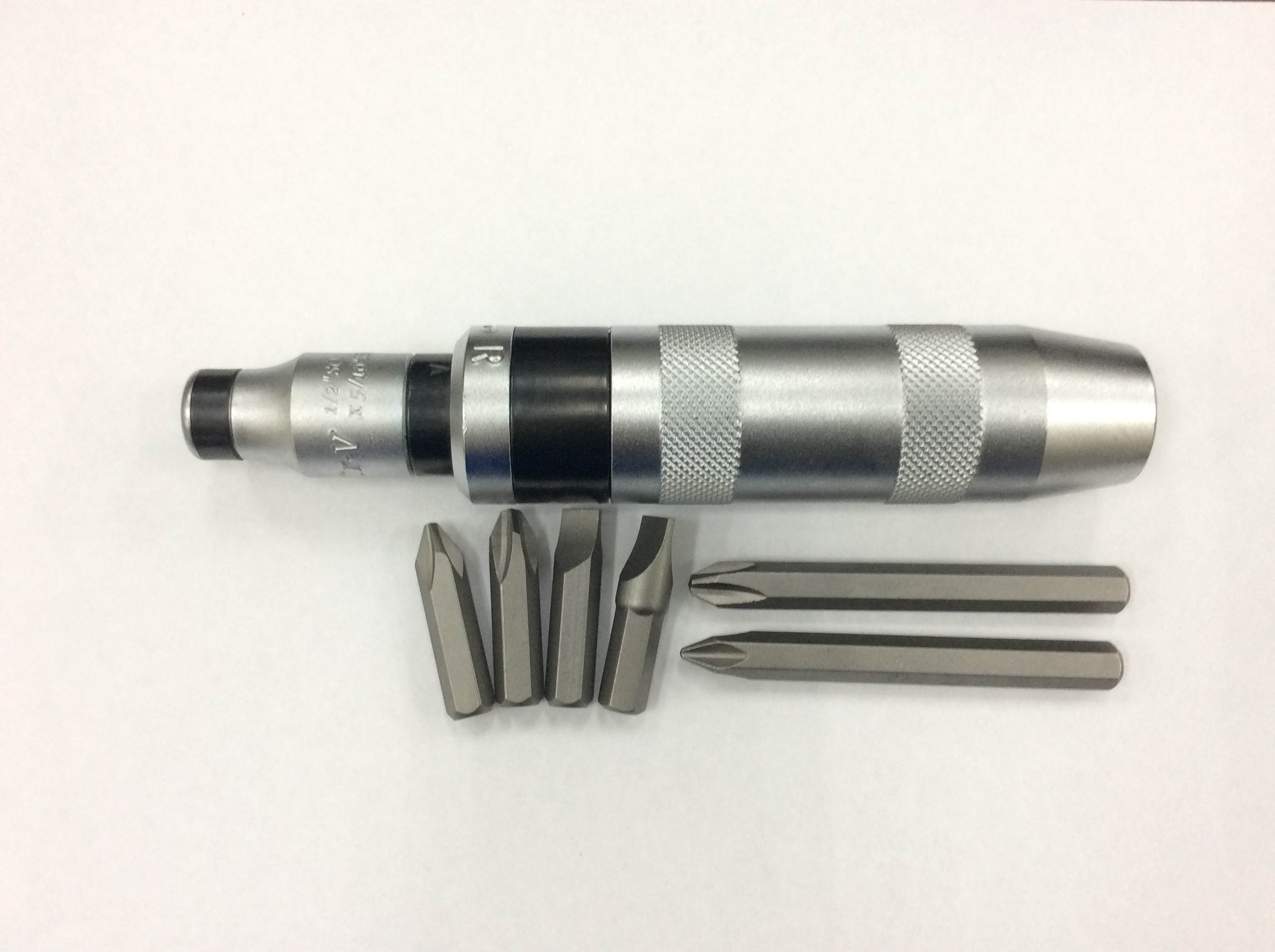 Professional Usage 5/16" Hex Bit 8 PC Hand Impact Driver | Taiwantrade