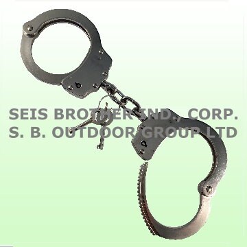 Handcuff - Chain Link - 9.45 oz, Police gear, Police accessories ...