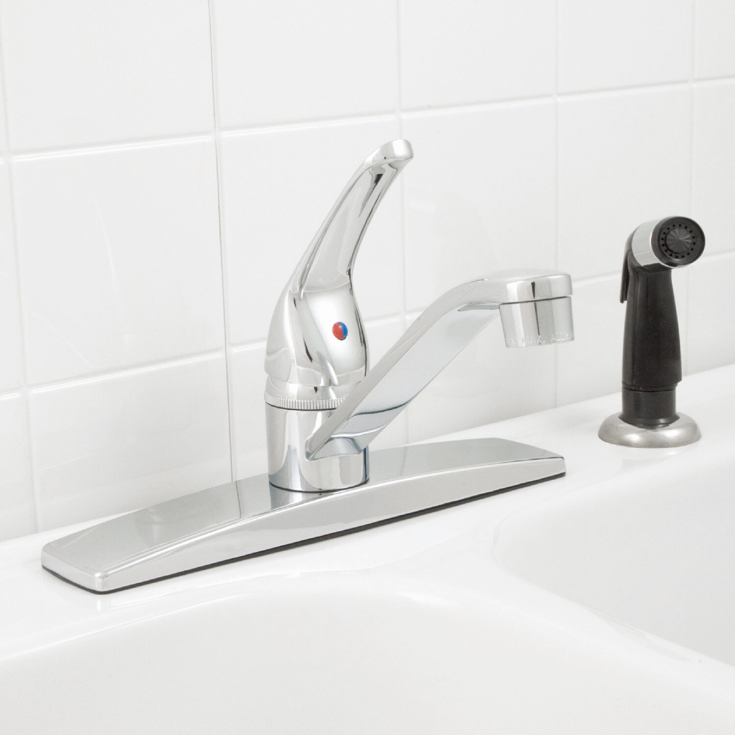 Single handle faucet with spray | Taiwantrade