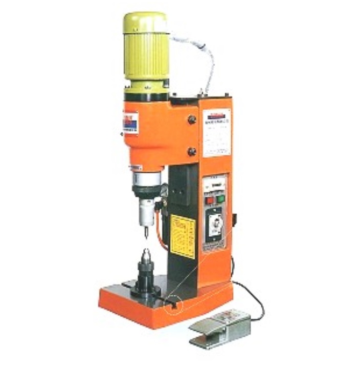 Pneumatic Spin Riveting Machine (Orbital) Capacity: Dia. 0.5-3 mm ...