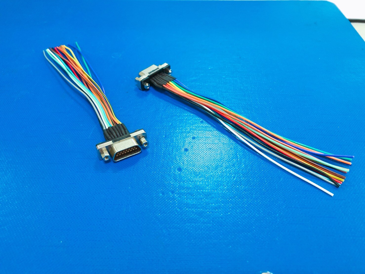 Micro-D Male Connector with Cable | Taiwantrade.com