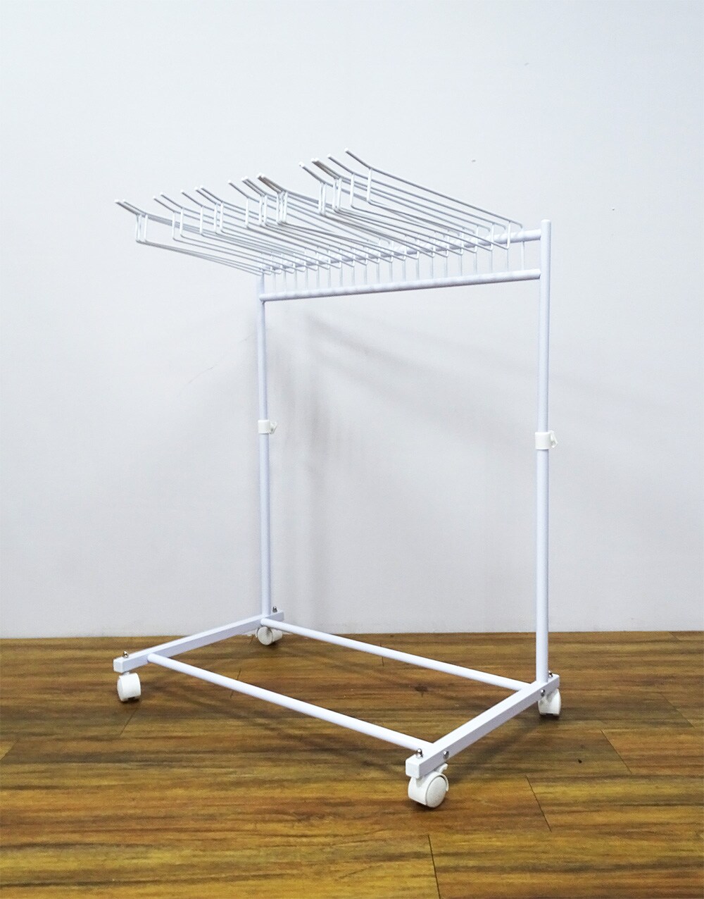 Adjustable Slacks Hanger Rack_White | Taiwantrade