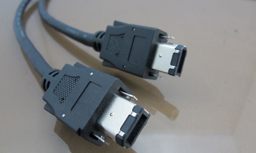 IEEE1394 6pin Firewire camera cable with latch lock type ect | Taiwantrade