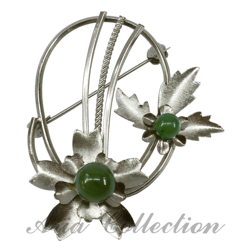 Taiwan jade brooch -5mm, 8mm beads | Taiwantrade