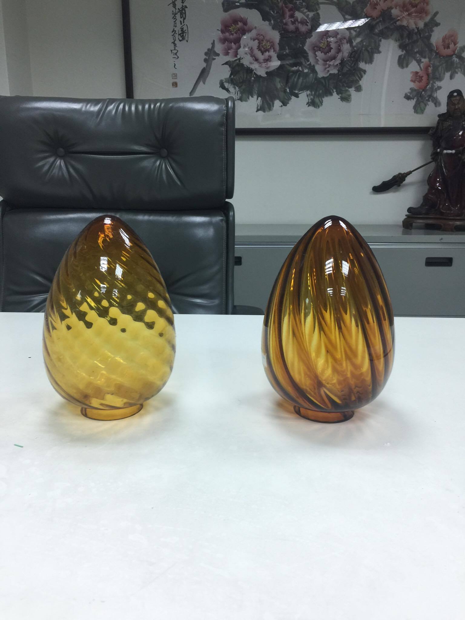 Egg-shape Glass Lamp | Taiwantrade