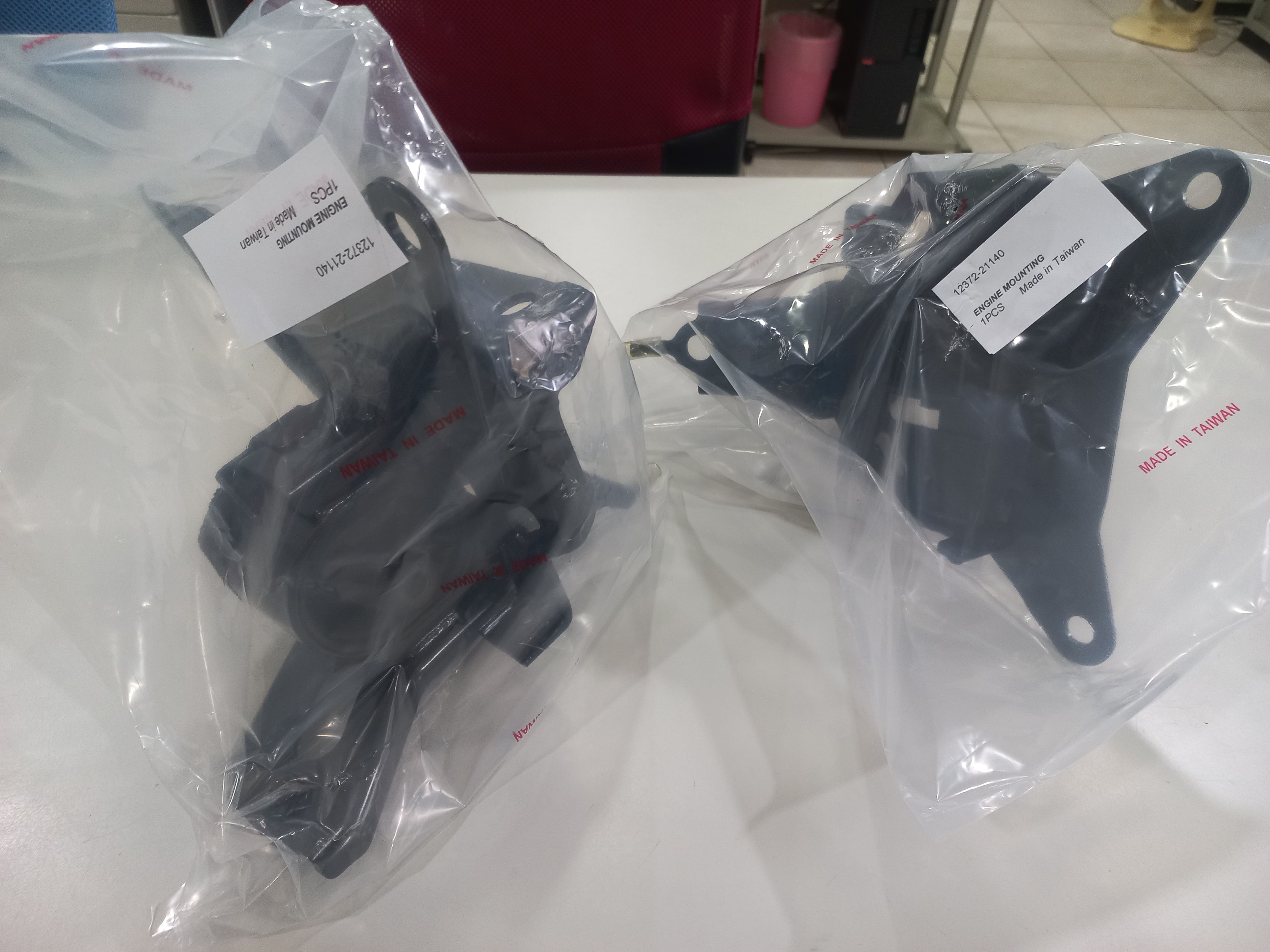 MOUNTINGS FOR TOYOTA-OE:12372-21140 | Taiwantrade