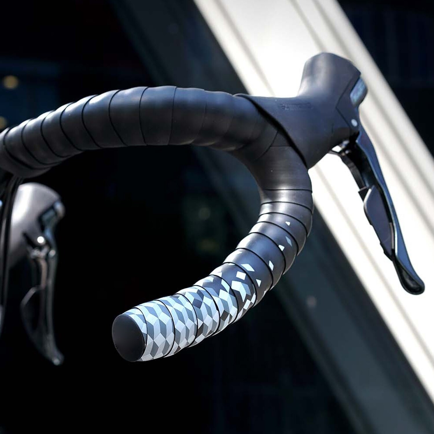 Cycling Handlebar Tapes with Gradient Geometric Pattern | Taiwantrade