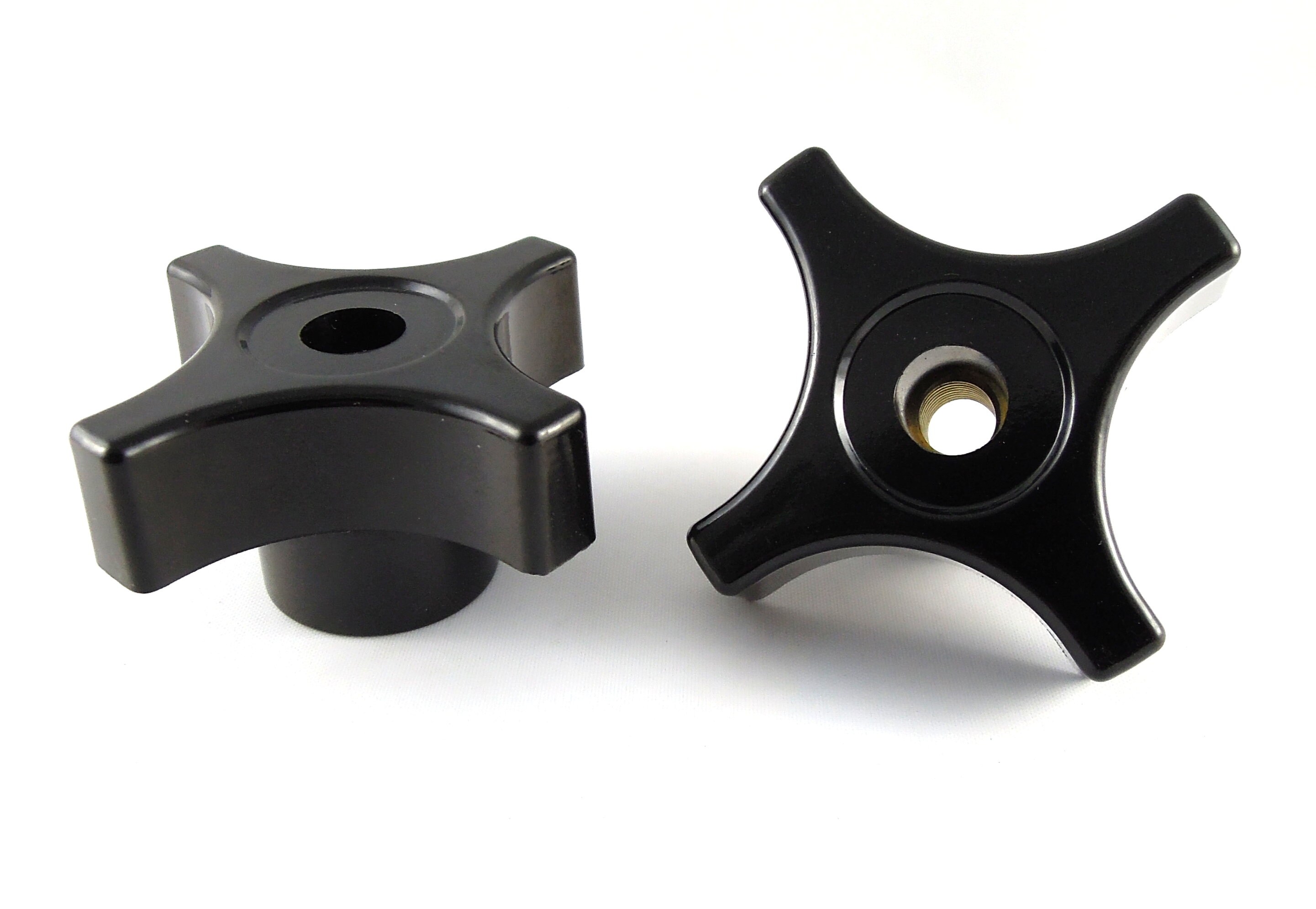 4 Lobed Knob (thru hole) | Taiwantrade.com