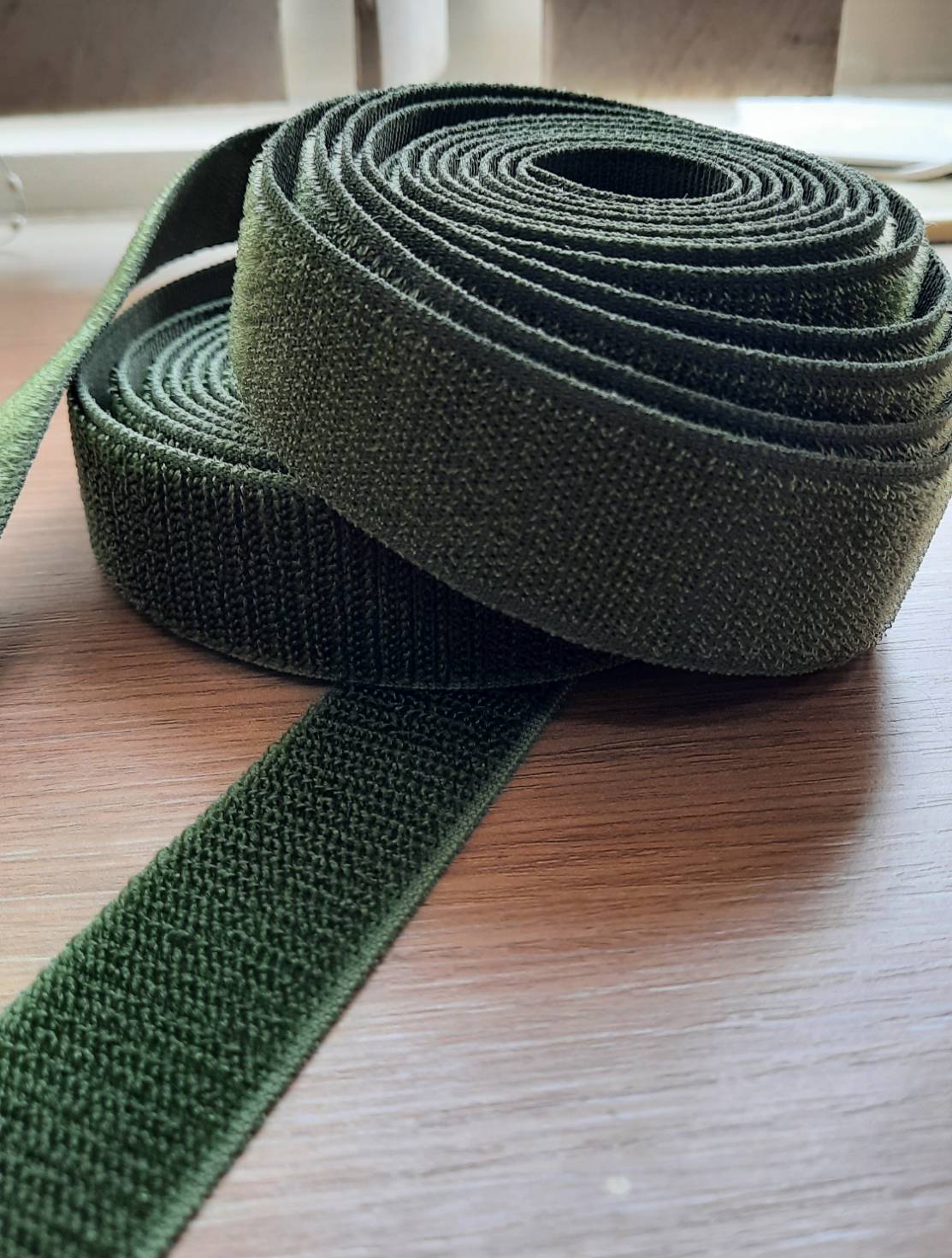 Elastic Hook and Loop tapes, Velcro & Fasteners | Taiwantrade.com