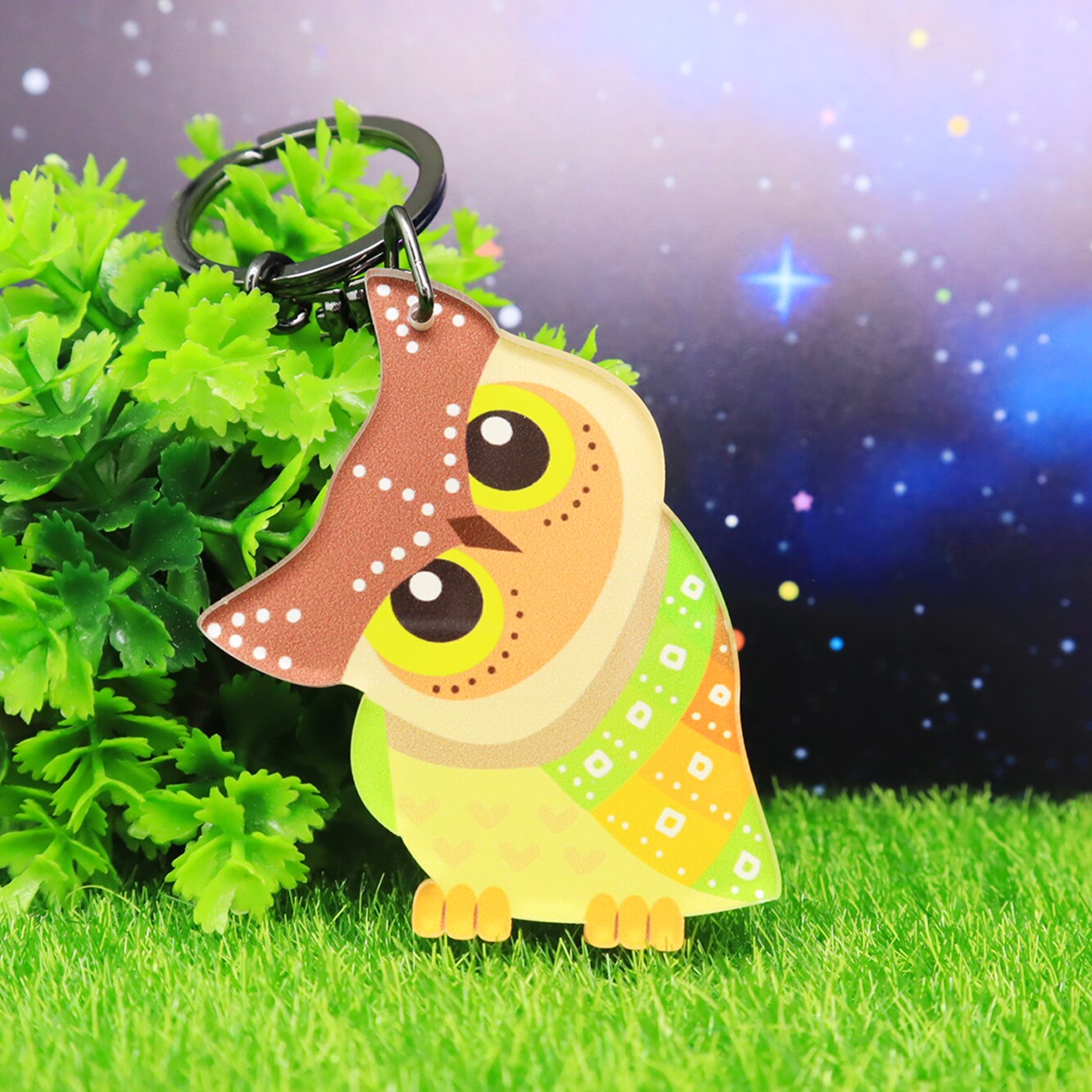 Tilted-head Owl Wooden Acrylic Keychain | Taiwantrade