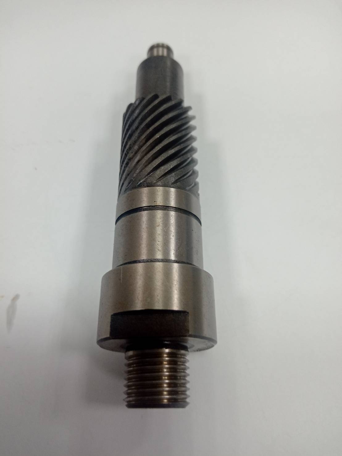 1,4 Spindle with gear(5/8"-16NS) | Taiwantrade