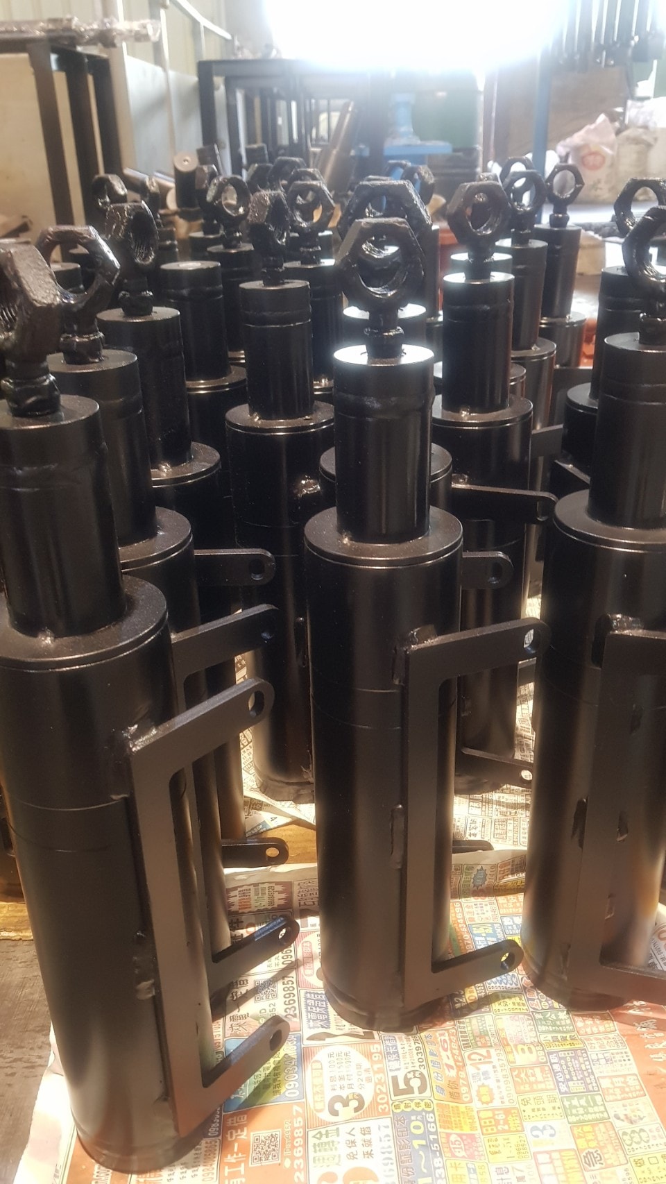 MOUNTING FOOT HYDRAULIC CYLINDER | Taiwantrade