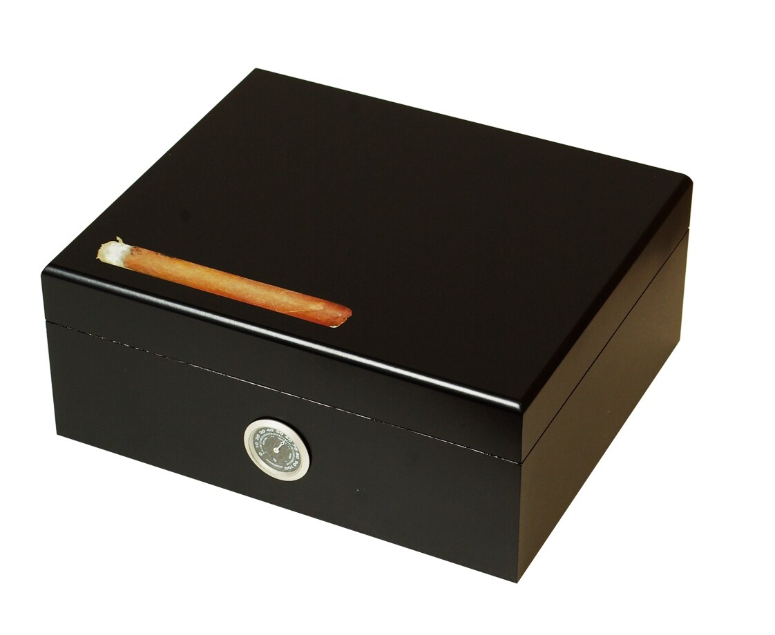 Cigar Humidor with Lacer Engraving | Taiwantrade.com