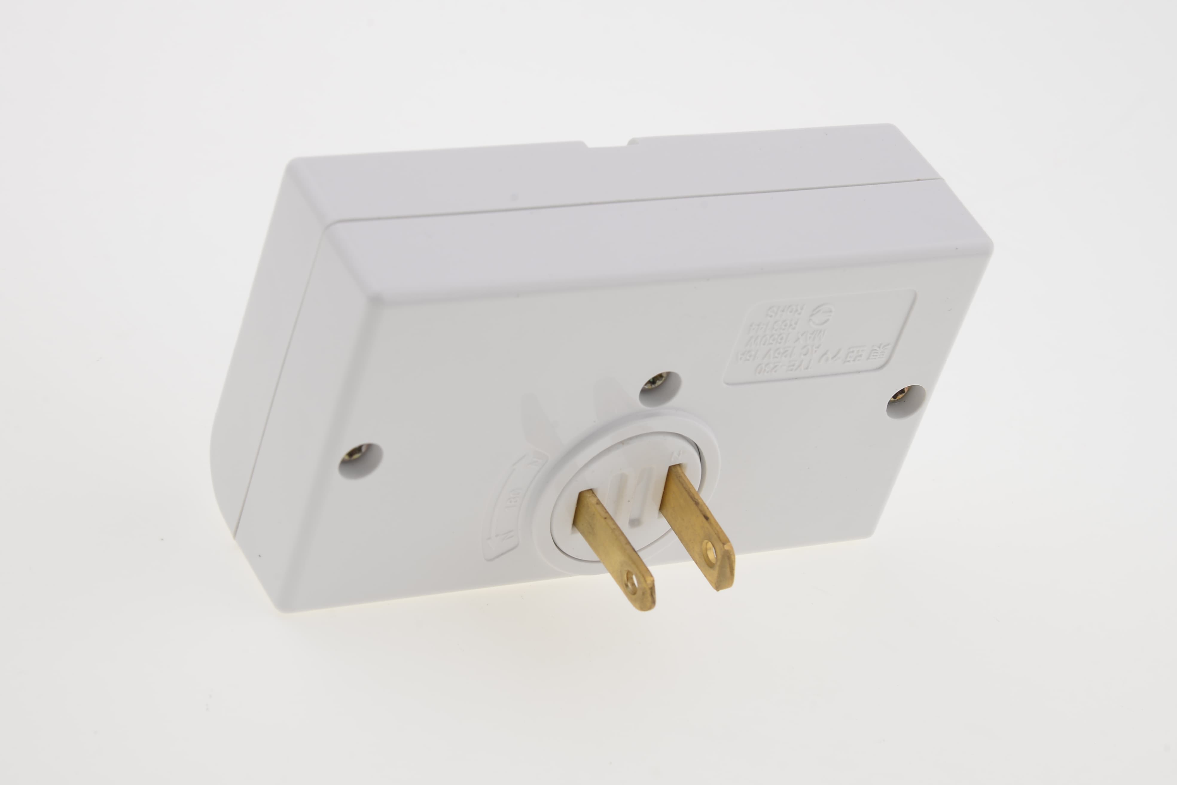 (3 Pin) 2 switches with 2 outlets wall plug | Taiwantrade
