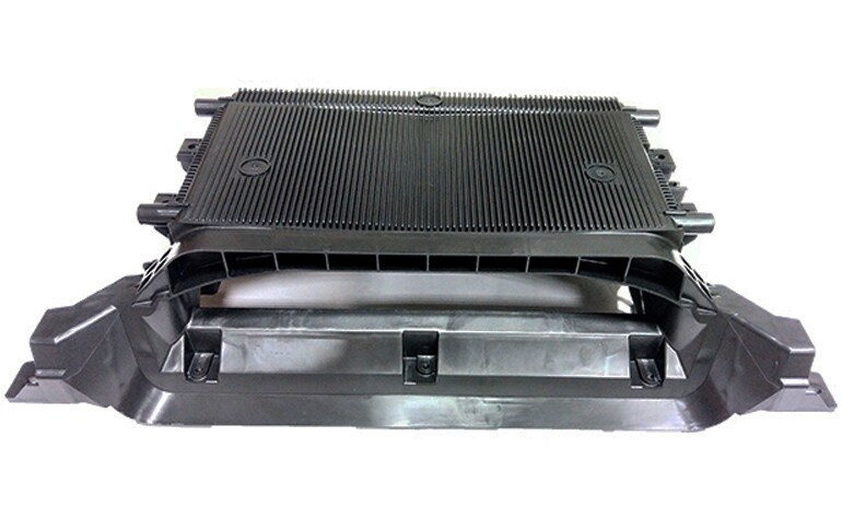 Plastic injection mold_Auto parts_Car cooling | Taiwantrade.com