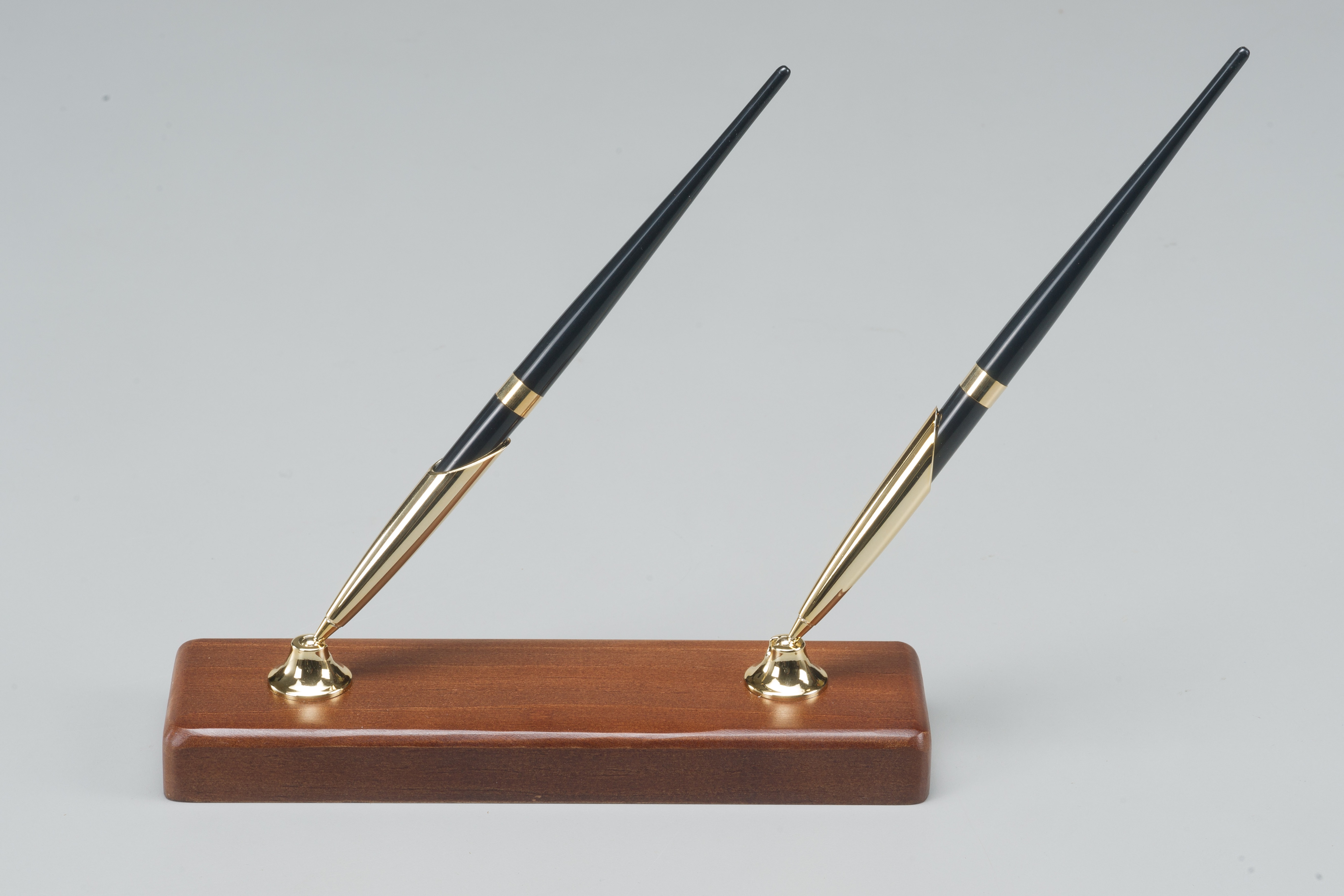 PEN STAND | Taiwantrade