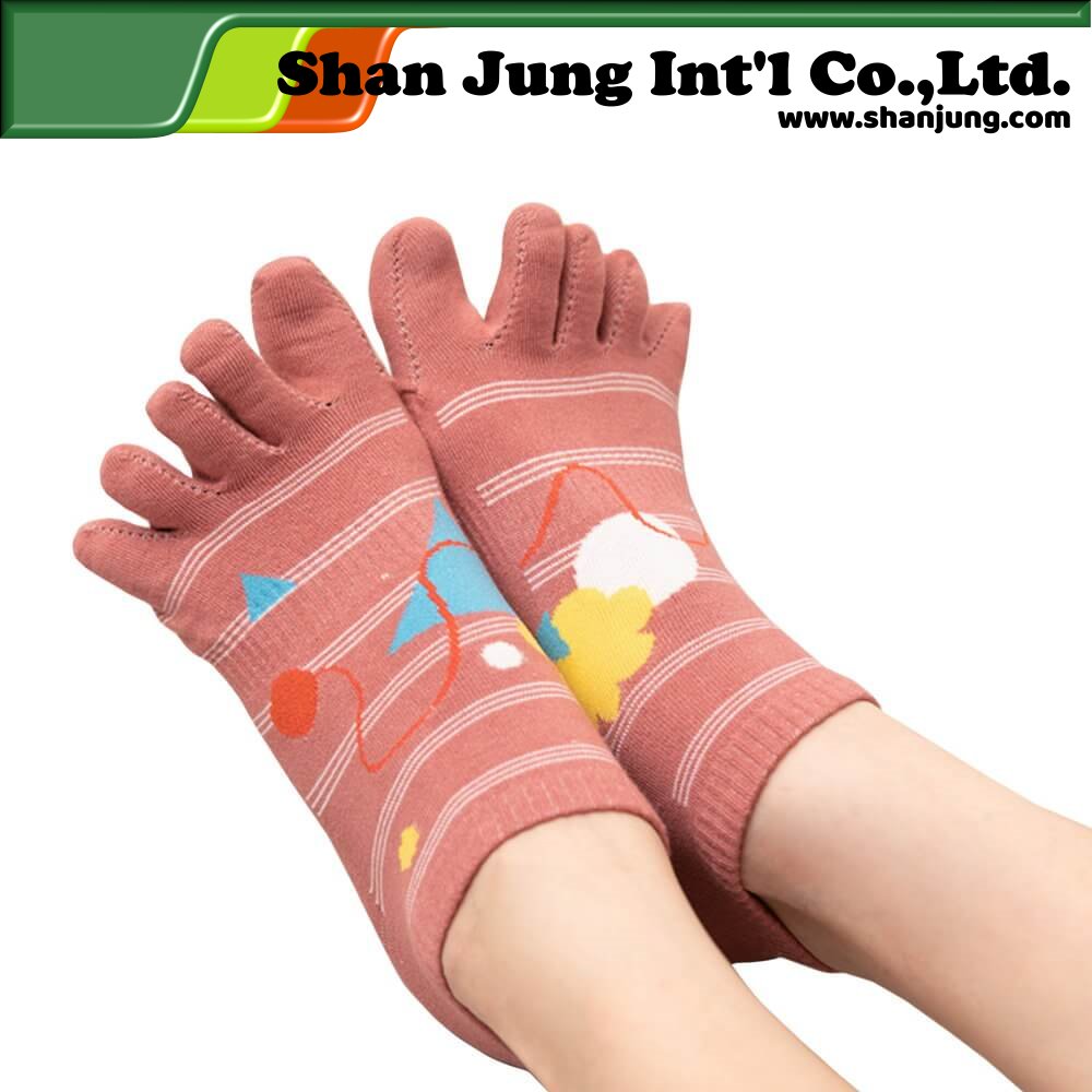 Anti-Odor & Bacterial Toe Socks- Wool ball | Taiwantrade.com