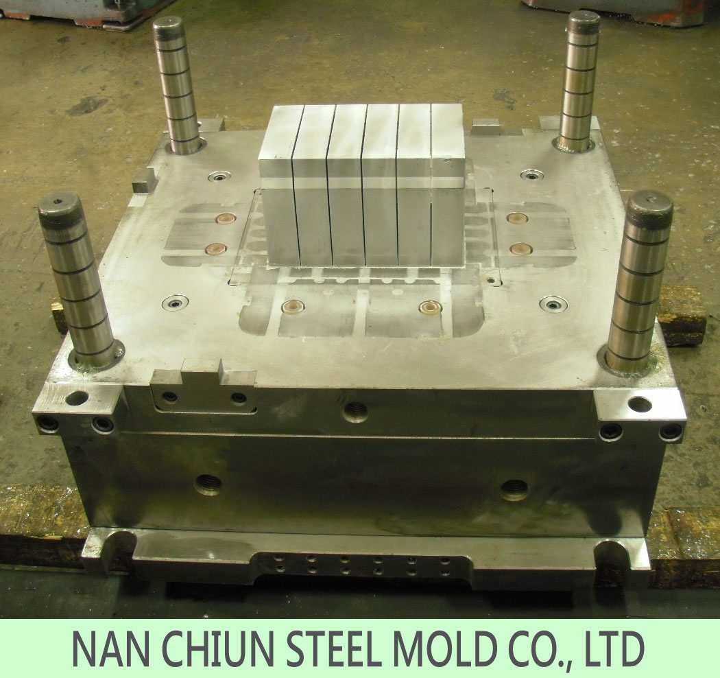 Battery Plastic Mold | Taiwantrade