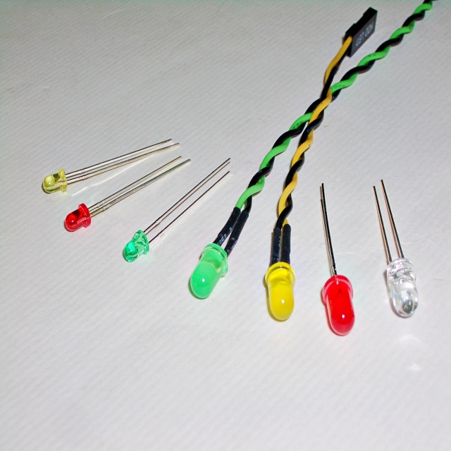 LED Diode Kit - Includes 5mm, 3mm LED lights in various colors ...