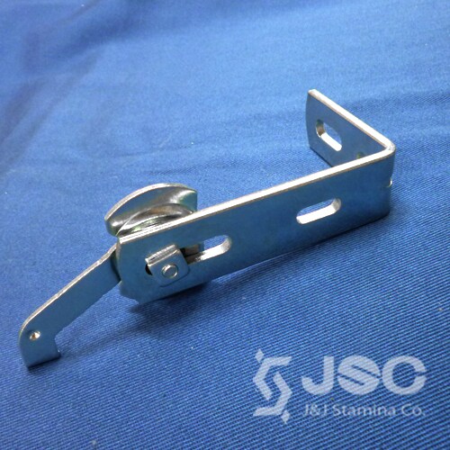 Ceiling swivel bracket with "L" flat bracket | Taiwantrade.com