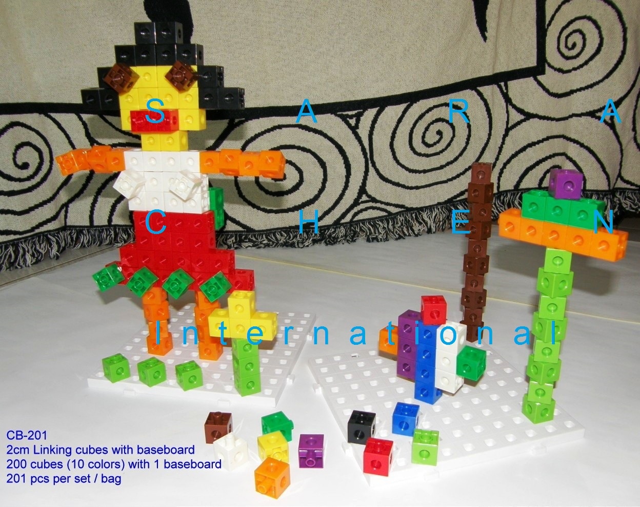 2CM LINKING CUBES WITH BASEBOARD, 201 PCS | Taiwantrade