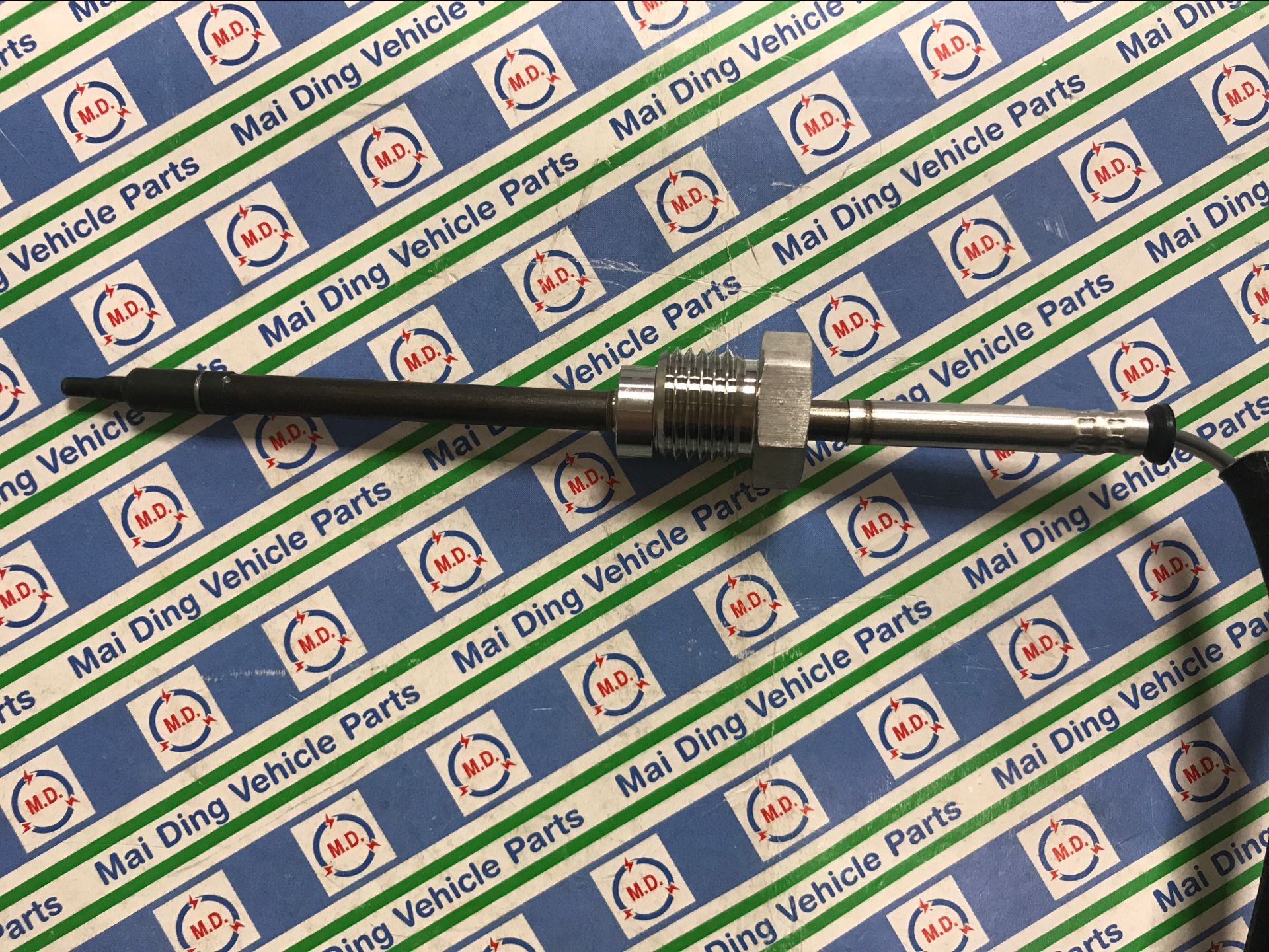 Exhaust gas temperature sensor - Straight | MAI DING ENTERPRISE CO., LTD.