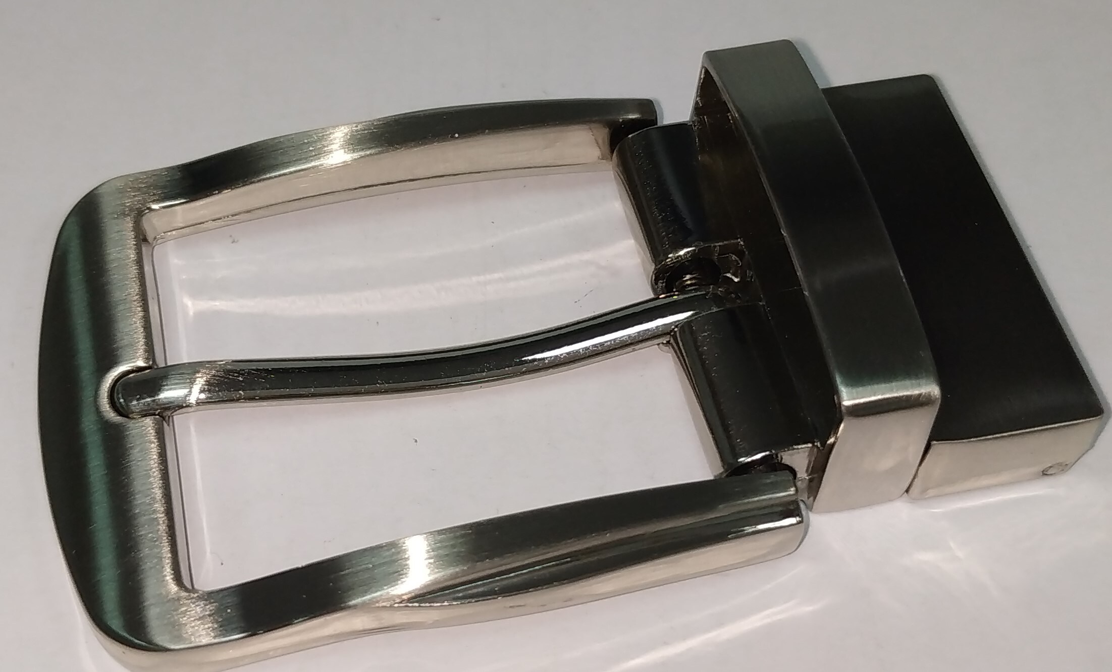 40mm Reversible Pin Belt Buckle (Black Brush Nickel Color) wit ring ...